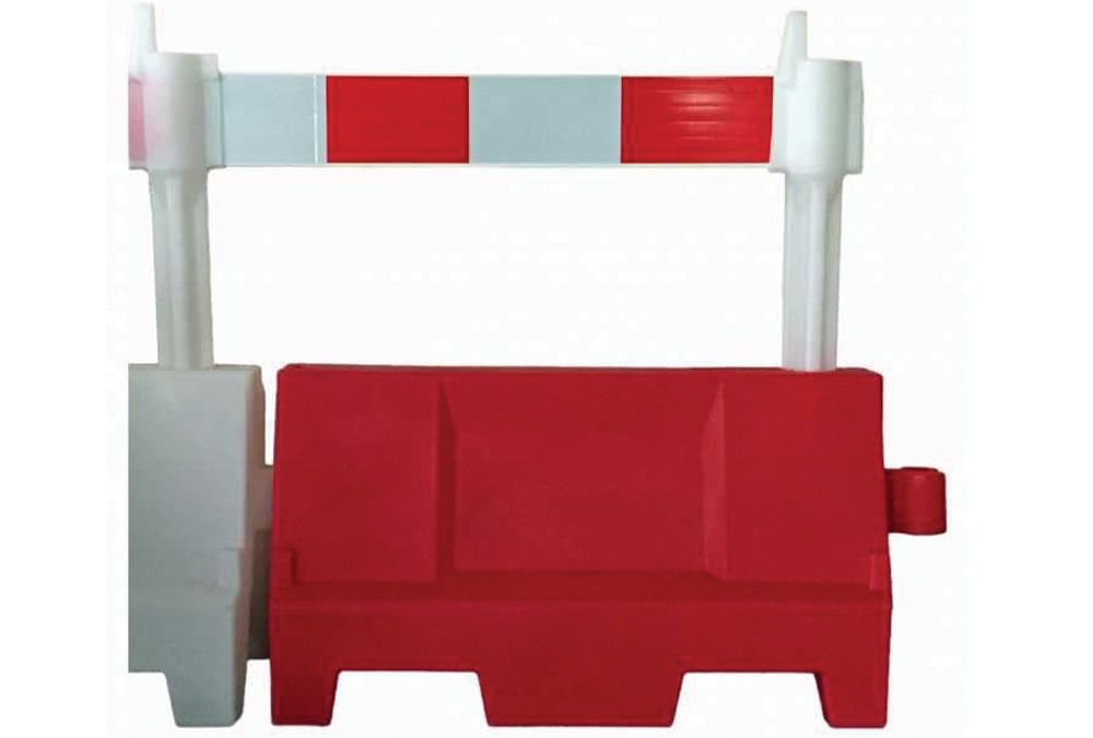 Reflective Plank And Post System | Evo 80 Barriers | First Fence Ltd