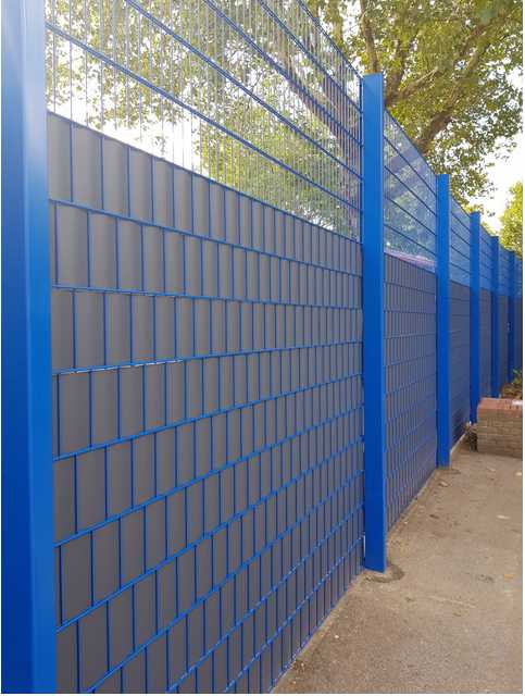 Privacy Fencing Strips - 2.52m x 191mm x 1.1mm (Pack of 10) | First ...